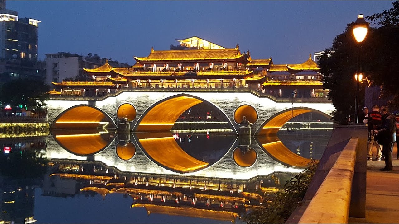 Chengdu Jiuyanqiao Bridge 成都市 九眼桥 - ☯ China 2016 ☯ - YouTube