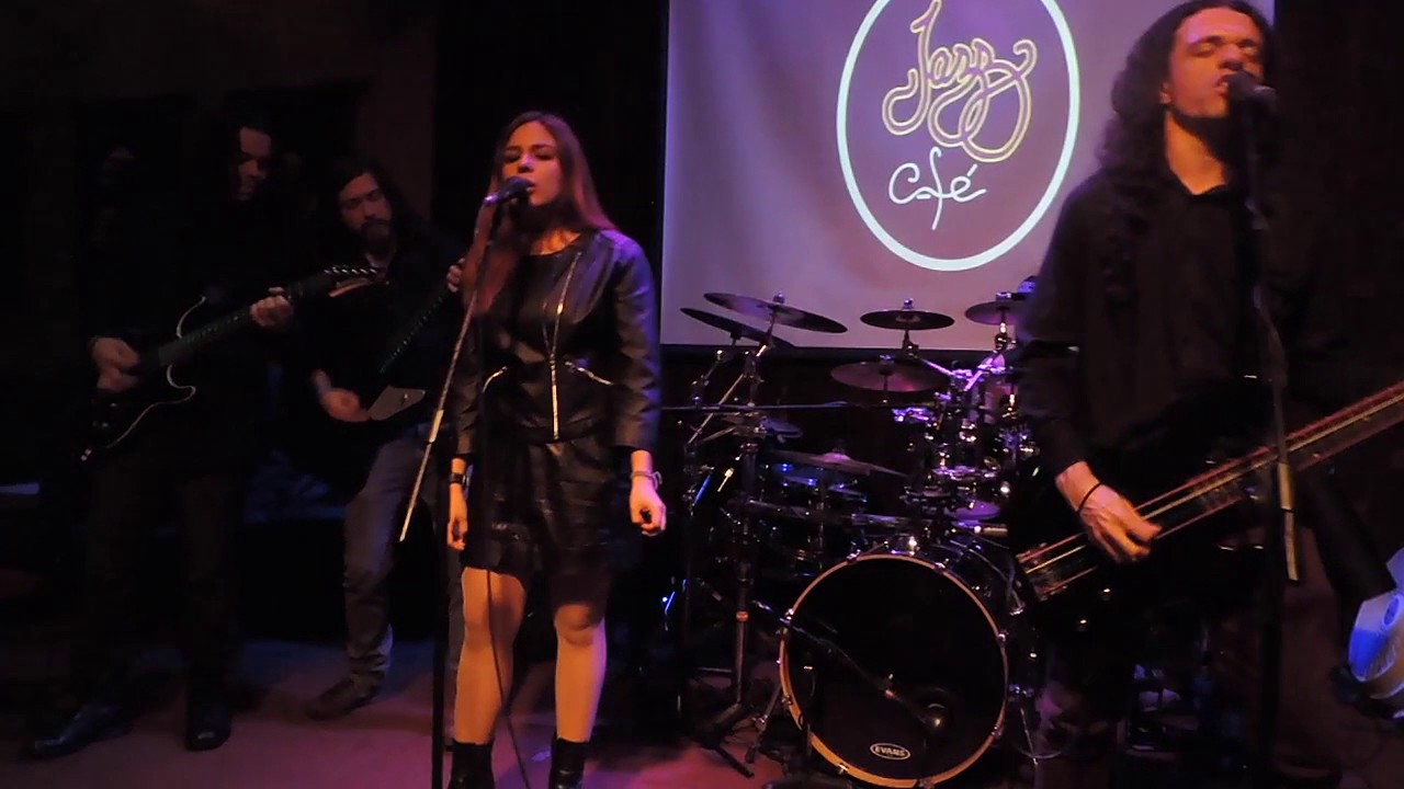 Solsticio - In the Ocean (live) - YouTube