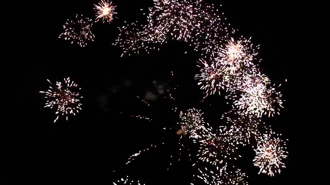 Blazing Star firework by Brothers Pyrotechnics - YouTube