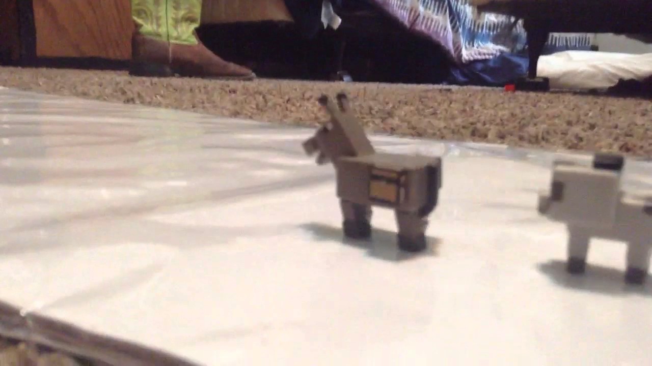 Minecraft stop motion cat vs donkey - YouTube