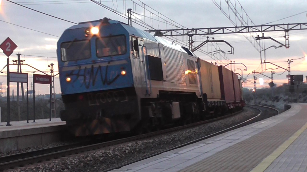 Traccion Rail / AZVI - 319.335 con TECO en San Cristobal Industrial ...