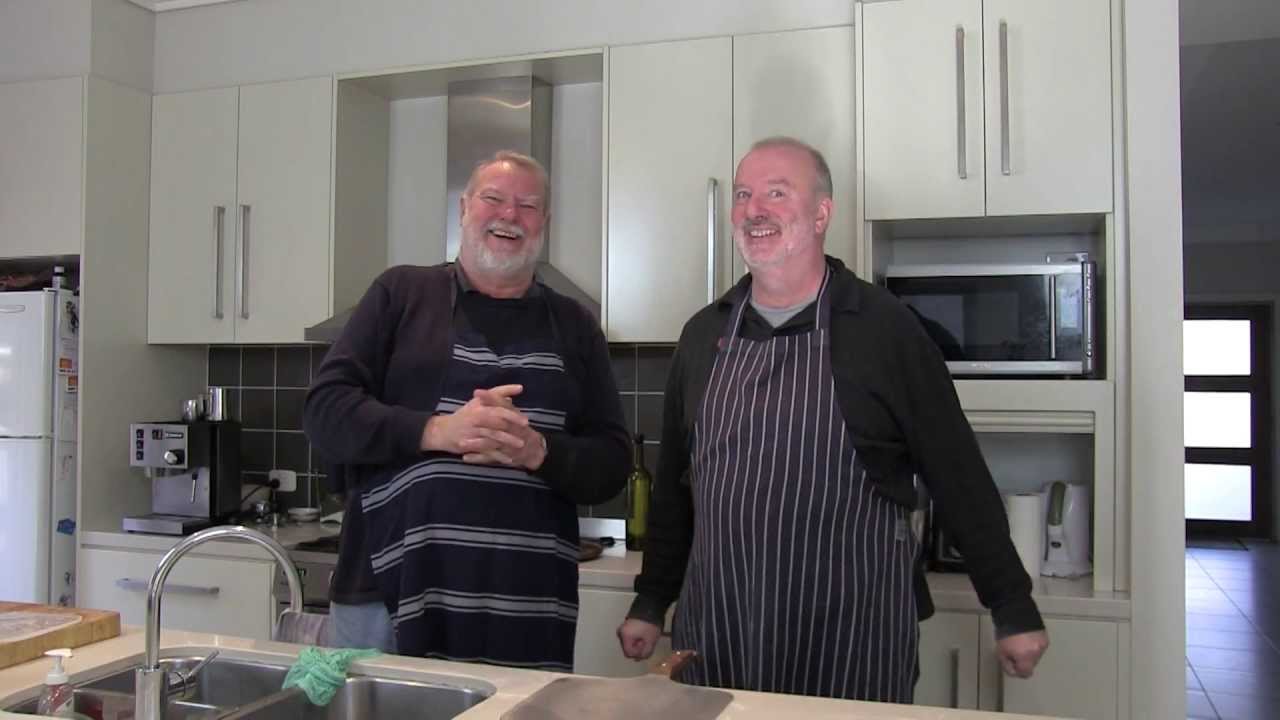 KettlePizza - Pizza - Two Fat Brothers - YouTube