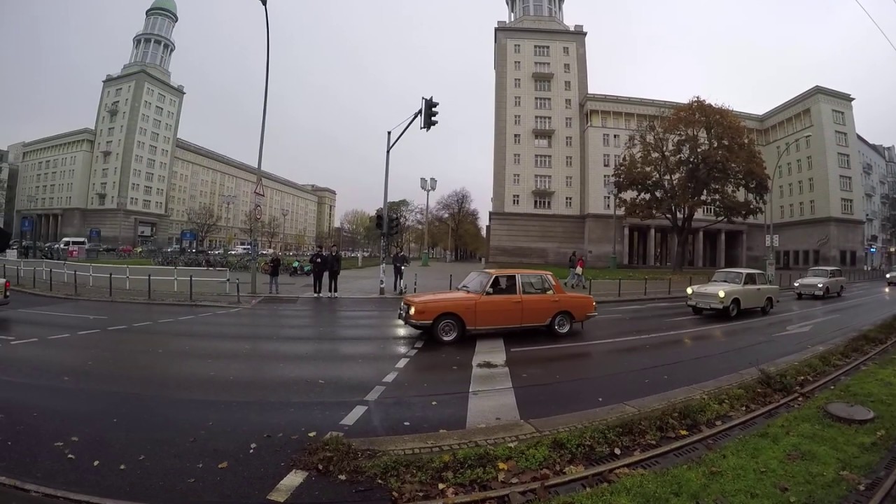 Trabant Parade in Berlin (09.11.2019) - YouTube