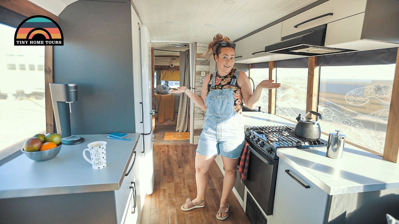 Sleek & Modern DIY School Bus Tiny House Conversion - Off Grid Living ...