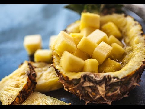 PINAPPLE | HOW TO CUT PINAPPLE EASILY AT HOME