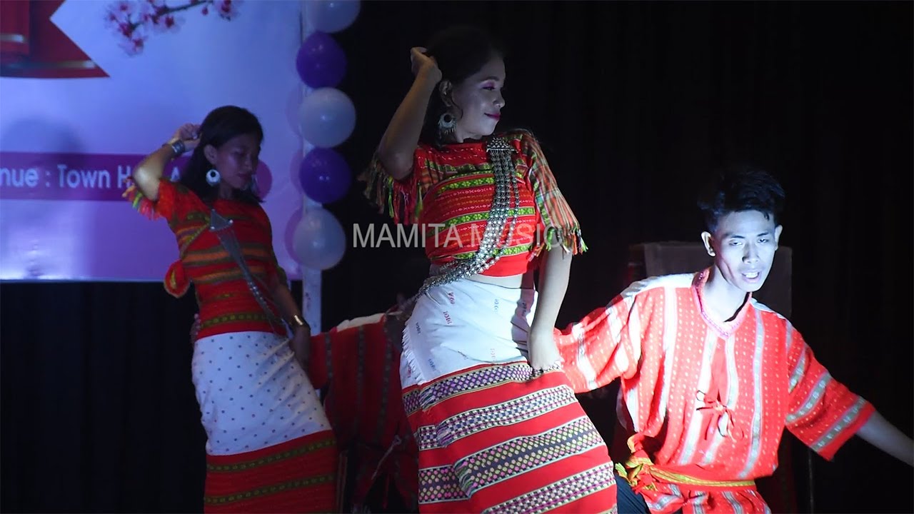 MBB COLLEGE GROUP DANCE PERFORMANCE || TSF FRESHERS MEET 2022 - YouTube