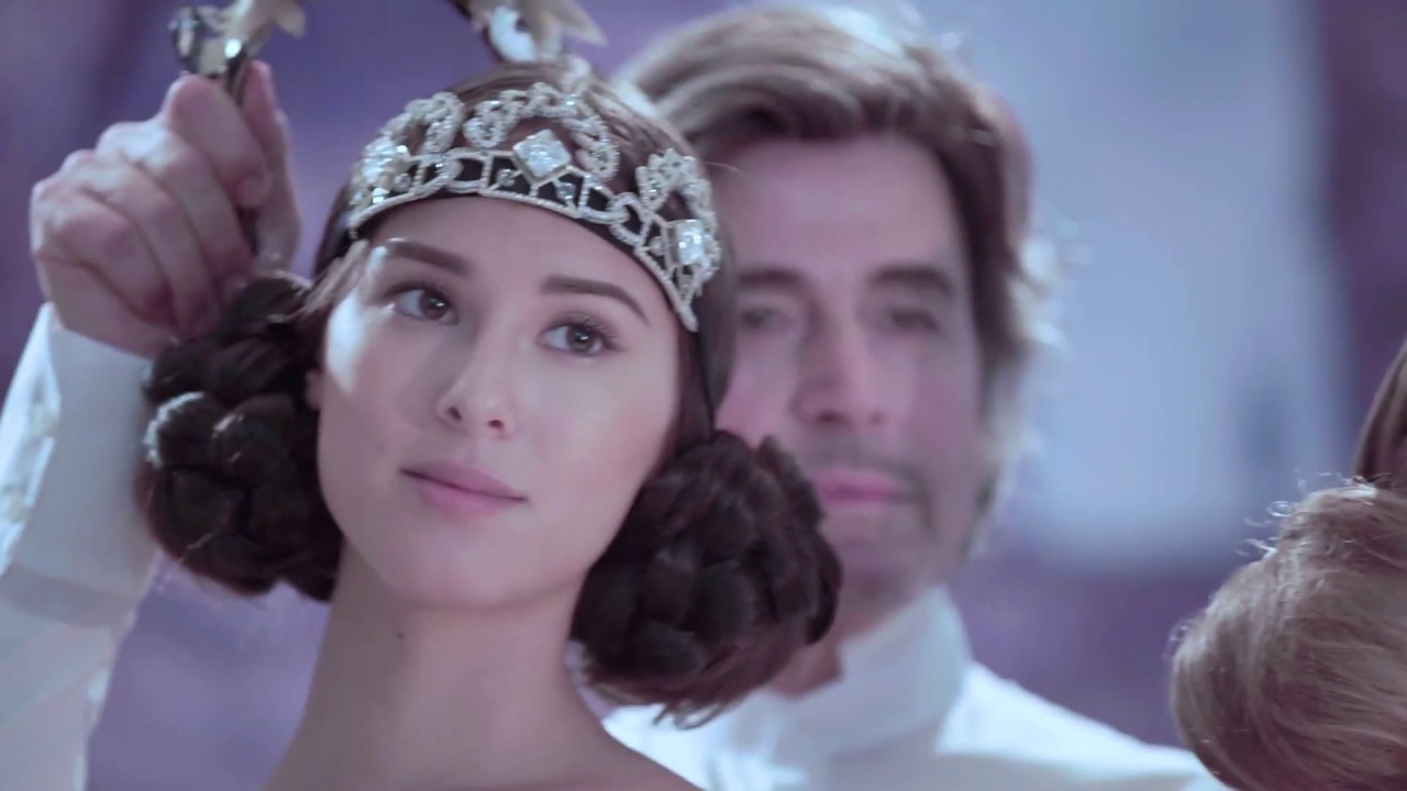 The Making of Alexandre Zouari Spring / Summer 2017 - YouTube