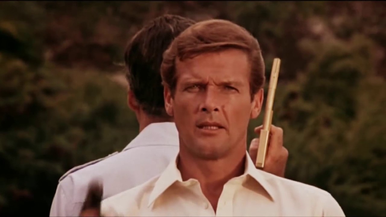 A Tribute to Roger Moore 007 James Bond - YouTube