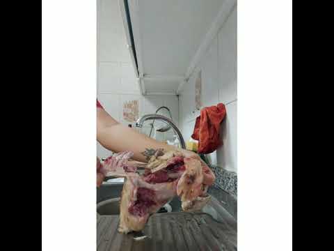 How to butcher the chicken if your alone