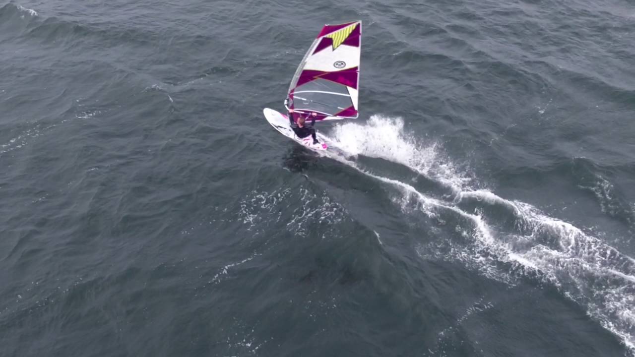 Trying new windsurf gear - YouTube
