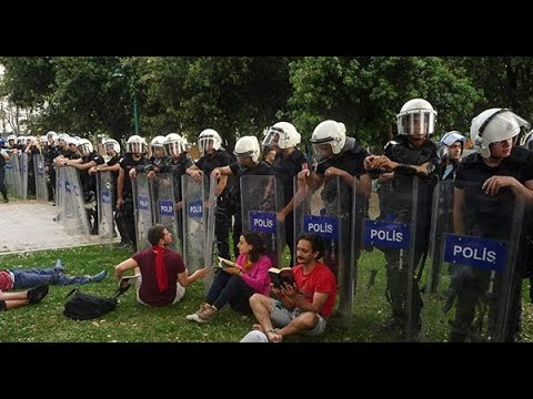 Turkish Protesters Song Çapulcular Oldu Mu, Meydanlara Doldu Mu?