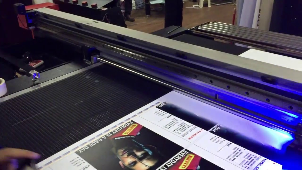 ORIC 1.6m UV Hybrid Printer With Dual DX5 Heads - YouTube