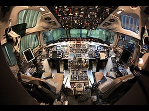 Amazing Low Visibility Take Off Medellin MD-80 Cockpit Video, SKRG ...