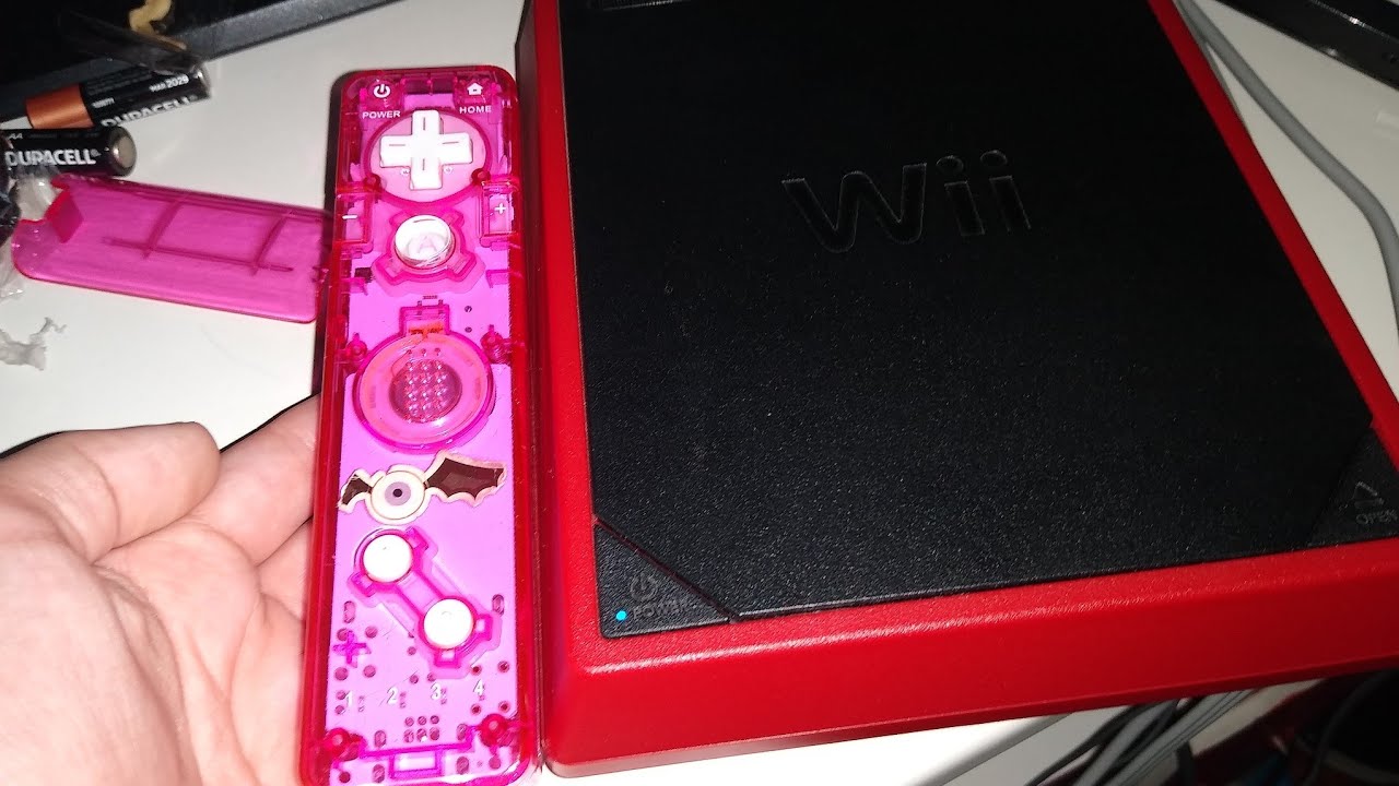 How to Connect a Wii Remote to a Wii Mini (2020) - YouTube