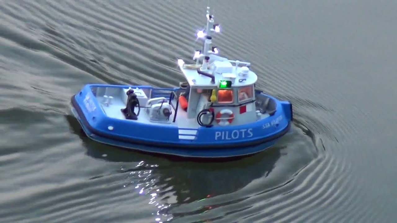 RC Pilot boat "SEA HELPER " 1/76 - YouTube