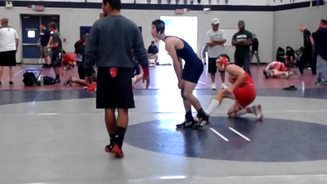 Patrick Jorgensen vs Derek Bell Wrestling Match - YouTube