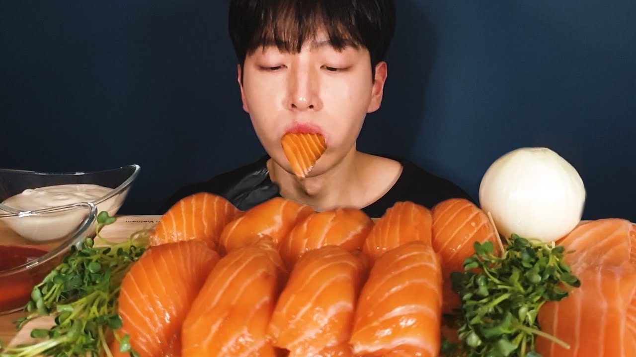 대왕 연어초밥🍣 연어 뱃살 리얼사운드 먹방 Giant Salmon Sushi And Salmon Belly Mukbang