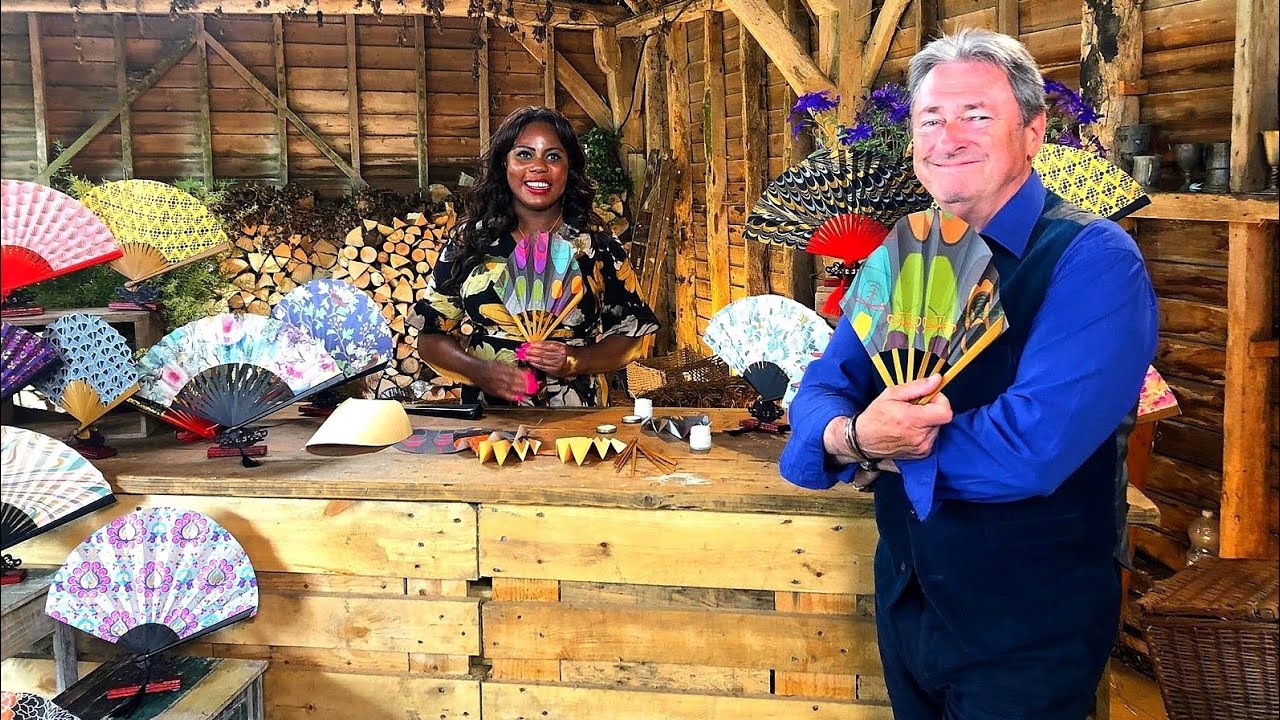 Fan Maker: Victoria Ajoku on the set of 'Love Your Weekend' with Alan ...
