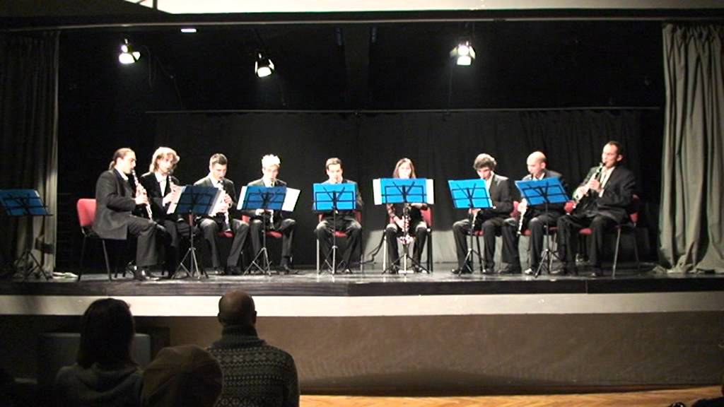 Dunavsko horo-Diko Iliev/Emma N. Nemedy - YouTube