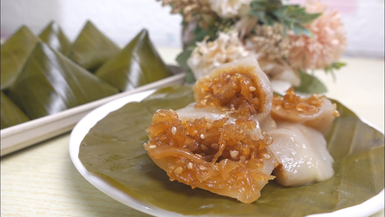 ររបៀបធ្វើនំគមស្នូលដូងខ្ចី | Glutinous Rice Cake with Young Coconut ...