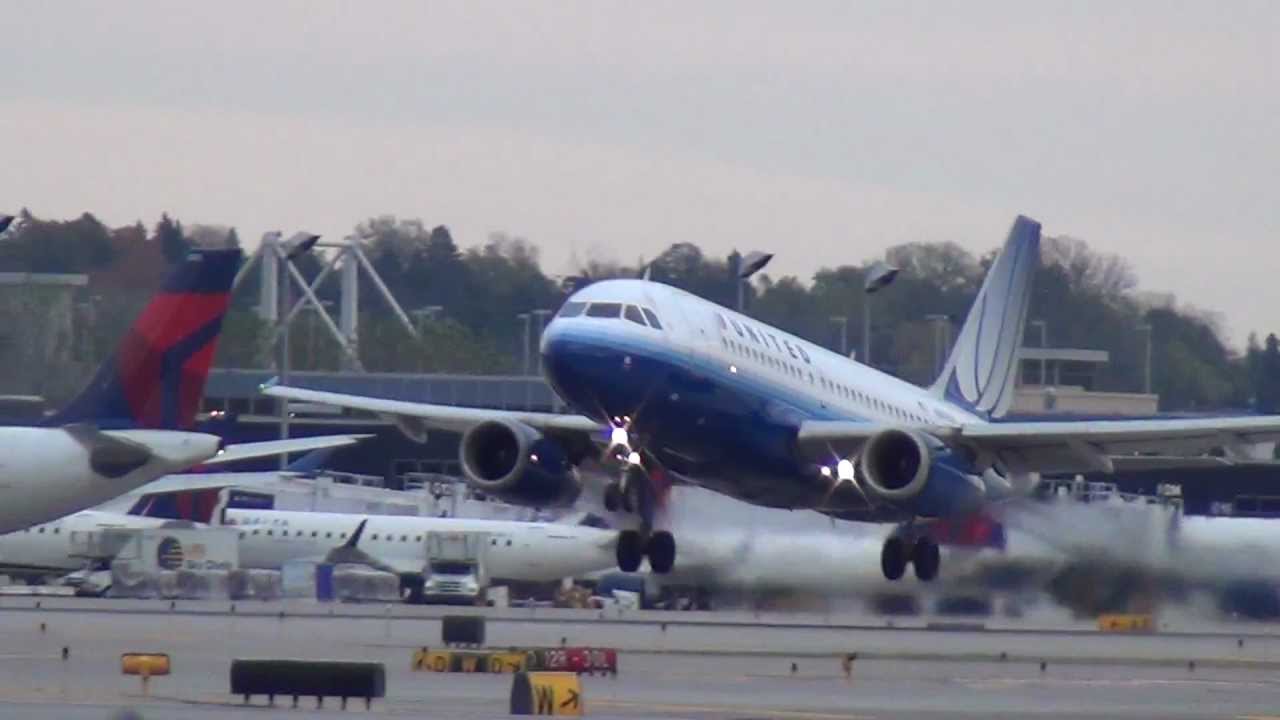 United Airlines Airbus A319-131 Takeoff 30L | N809UA | Minneapolis ...