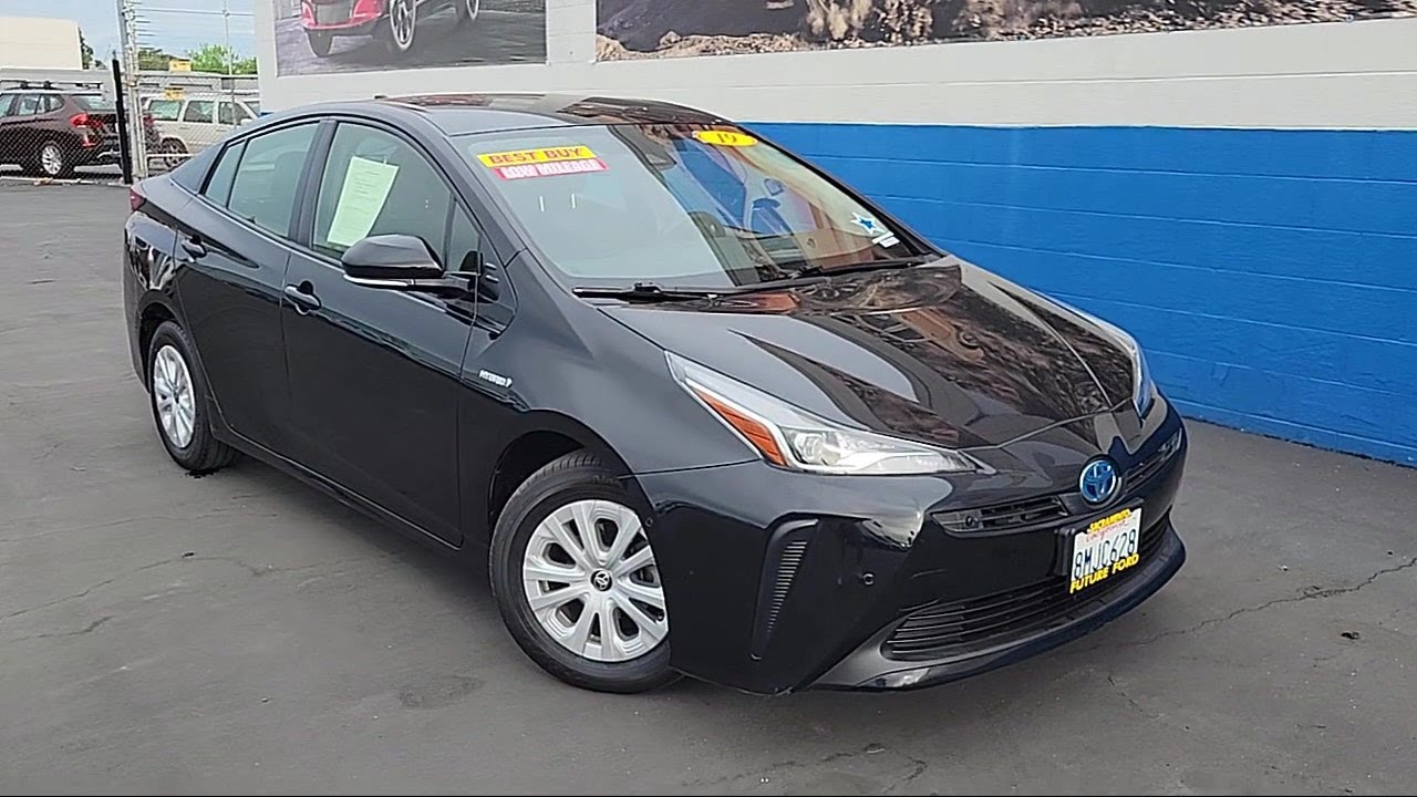 2019 Toyota Prius LE 5D Hatchback Sacramento Roseville Elk Grove Folsom ...