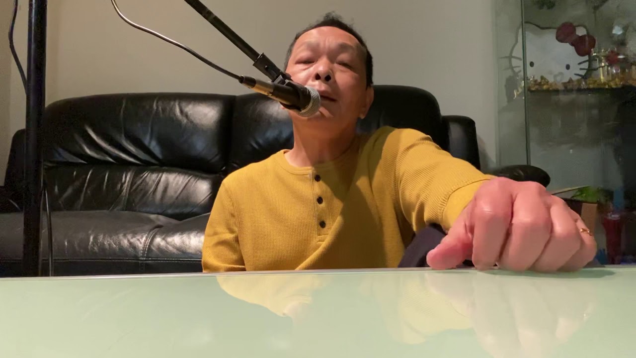 Cover song of SanDaYarr Chit Swe.. "ခ်စ္အားငယ္ရသူမယ္" - YouTube