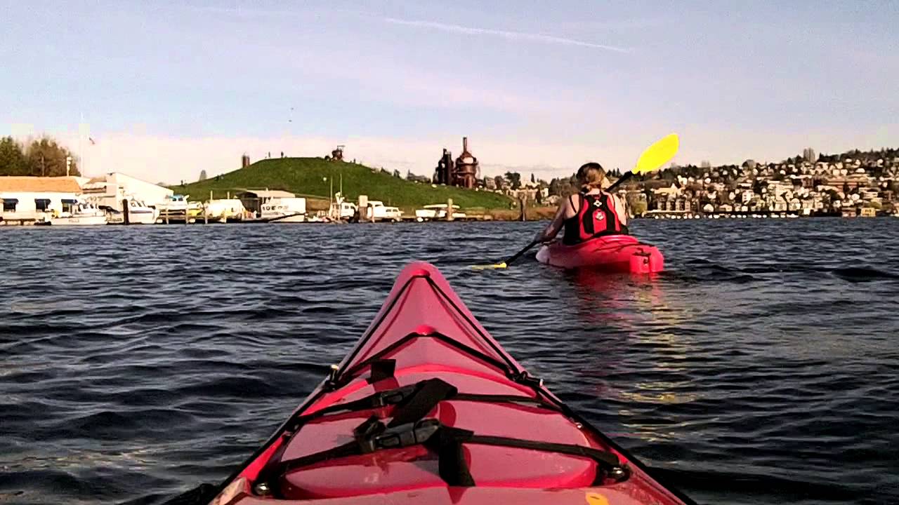 Kayaking Lake Union Near Gas Works Park in Seattle, Washington - YouTube
