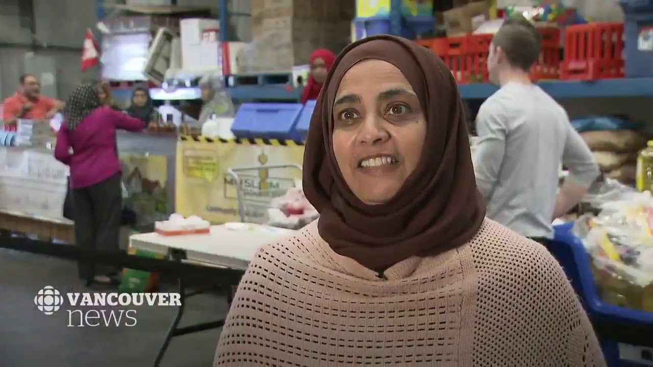 MFBCS (Muslim Food Bank & Community Services) on CBC News - YouTube