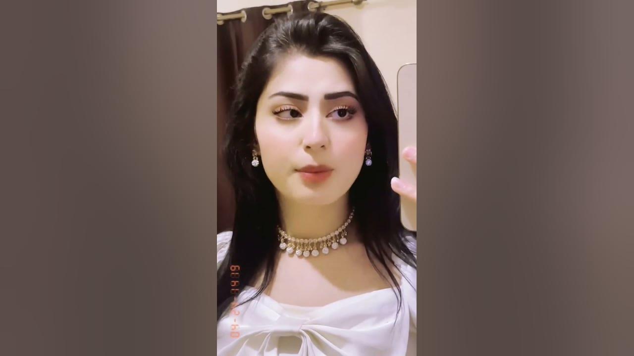 تیک تاک های دختران مقبول افغانی میشال نیازی Mishal Afghan تک تک Youtube