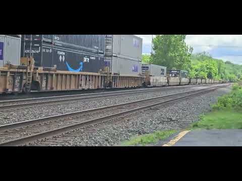 CSXT 3379 Leads I017-28 - YouTube