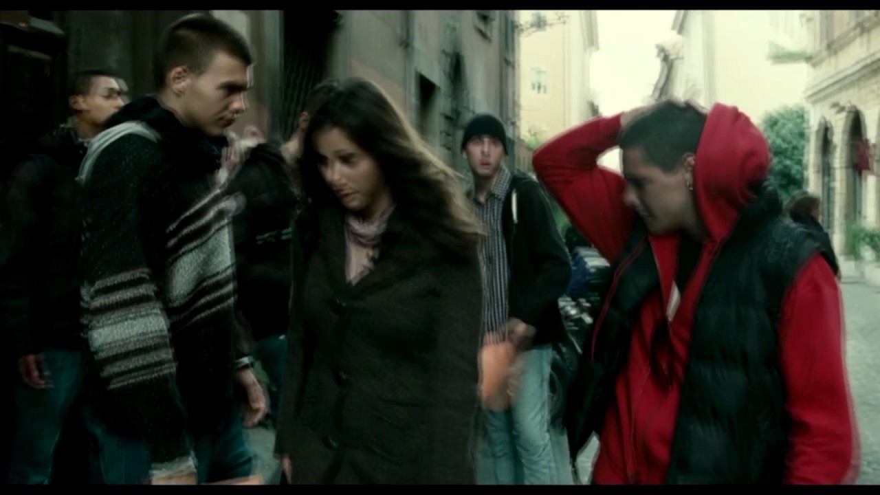 Dark Side nel film Scialla! (Dark Polo Gang 777) - YouTube