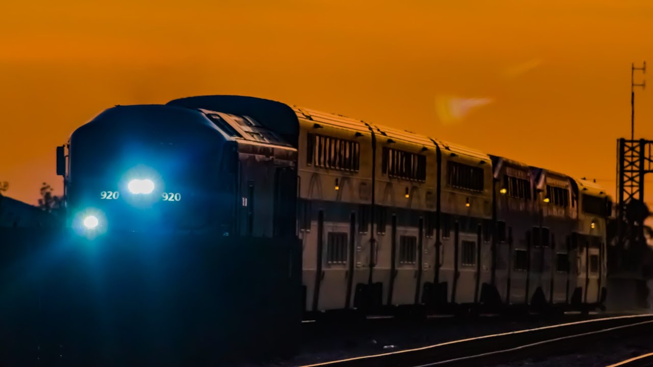 Short Nighttime Railfanning Fullerton Station - January 9th 2021 - YouTube