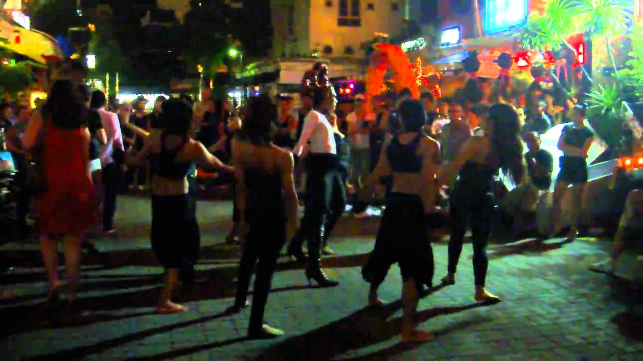 Kiss Disco 2 - Halloween party in the Paradise Complex, Phuket Gay area ...