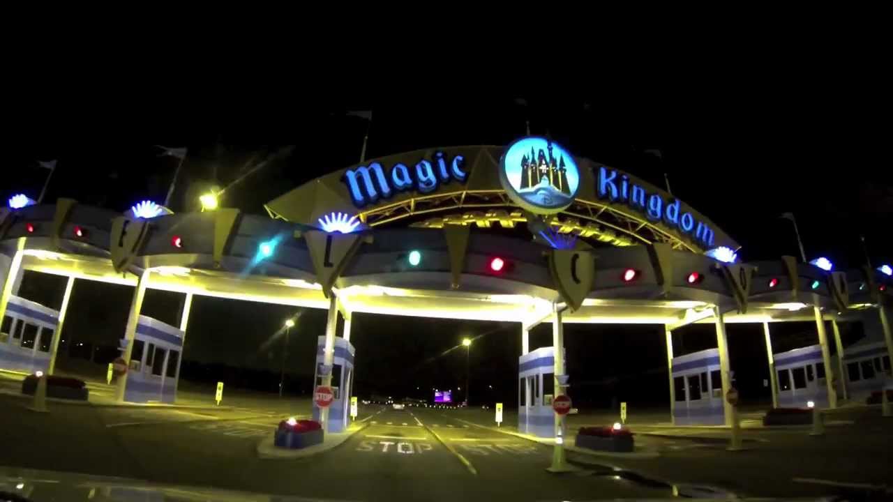 Walt Disney World 'World Drive' Timelapse at Night to the Magic Kingdom ...