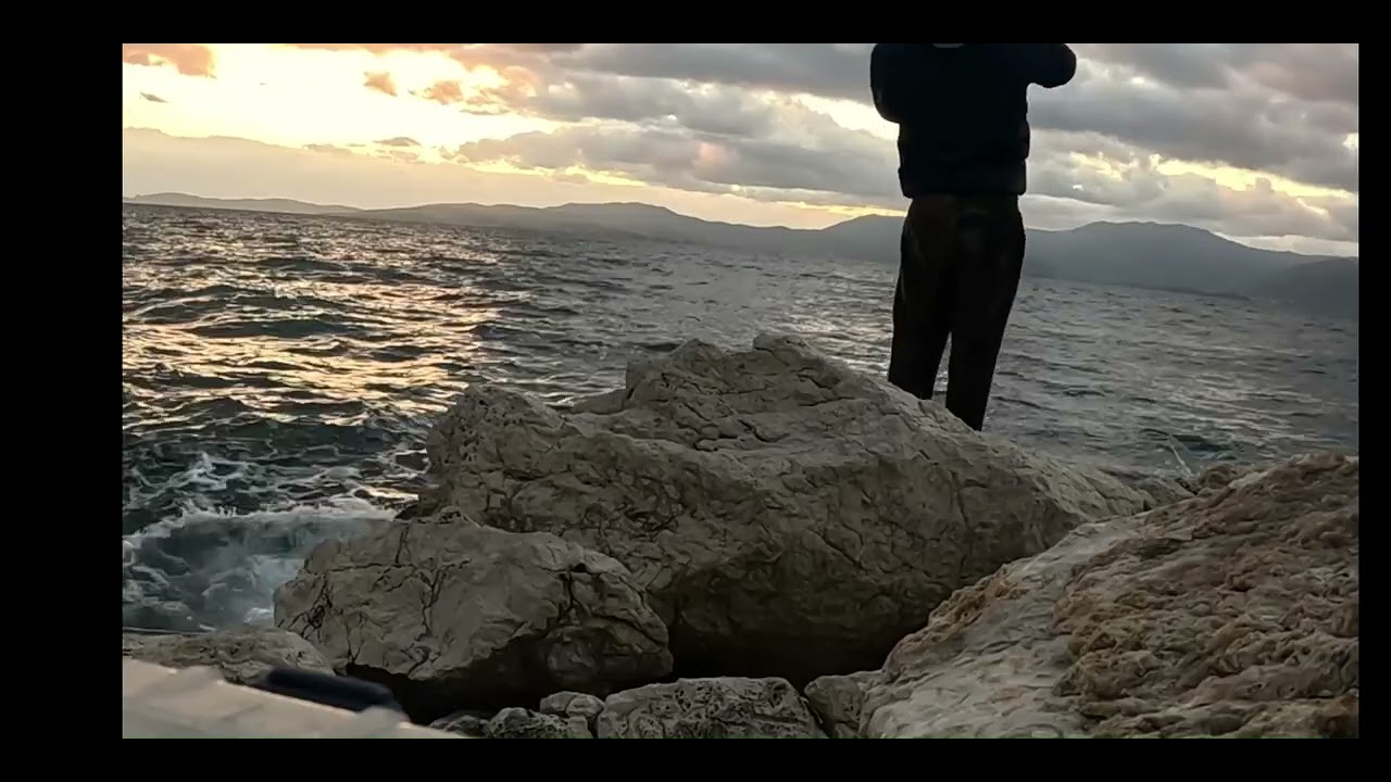 Live strike....άνοιξε η σαλαγκιά,τι ψάρι ήταν??? - YouTube
