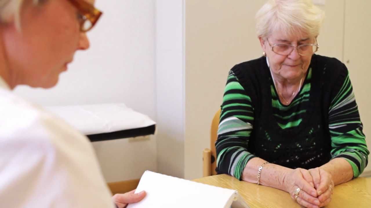 Wegweiser Demenz - Zur Diagnose in die Klinik - YouTube
