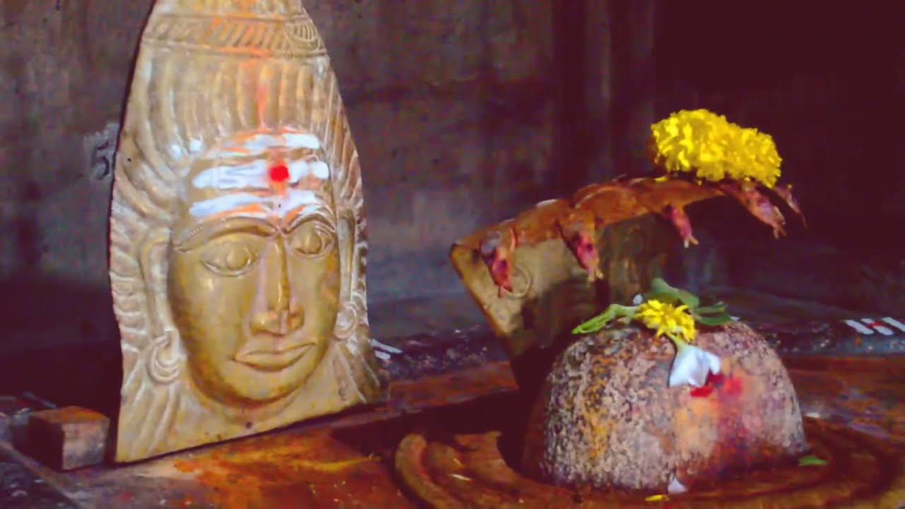 Sri Lalitha someshwara temple vishistatha somasila - YouTube