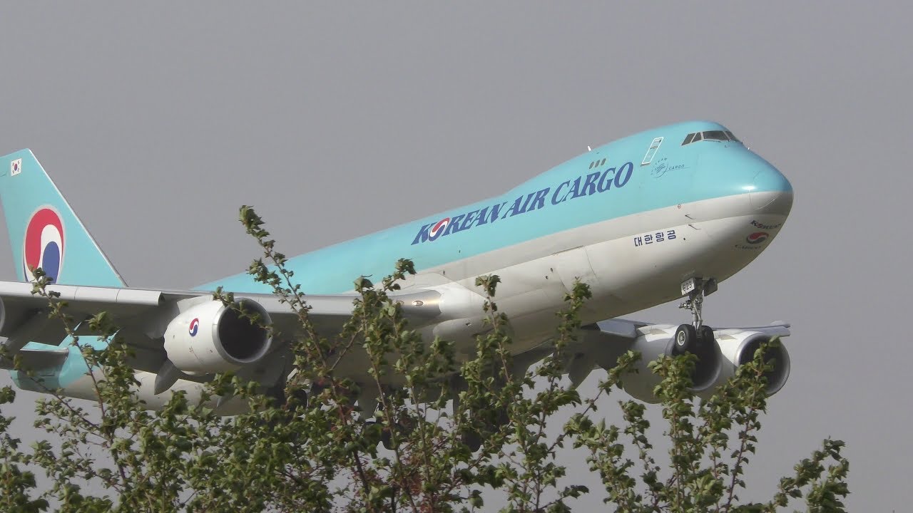 [4K] So Windy!! Go Around!! Korean Air Cargo B747-8F HL7623 @Narita ...