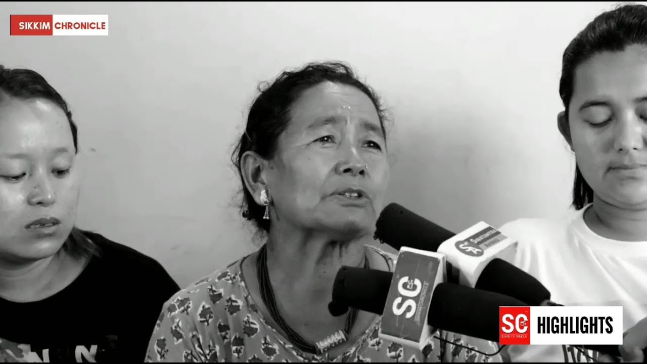 Family members of Dhan Hang Subba, one of the three IRBn Jawans shot - YouTube