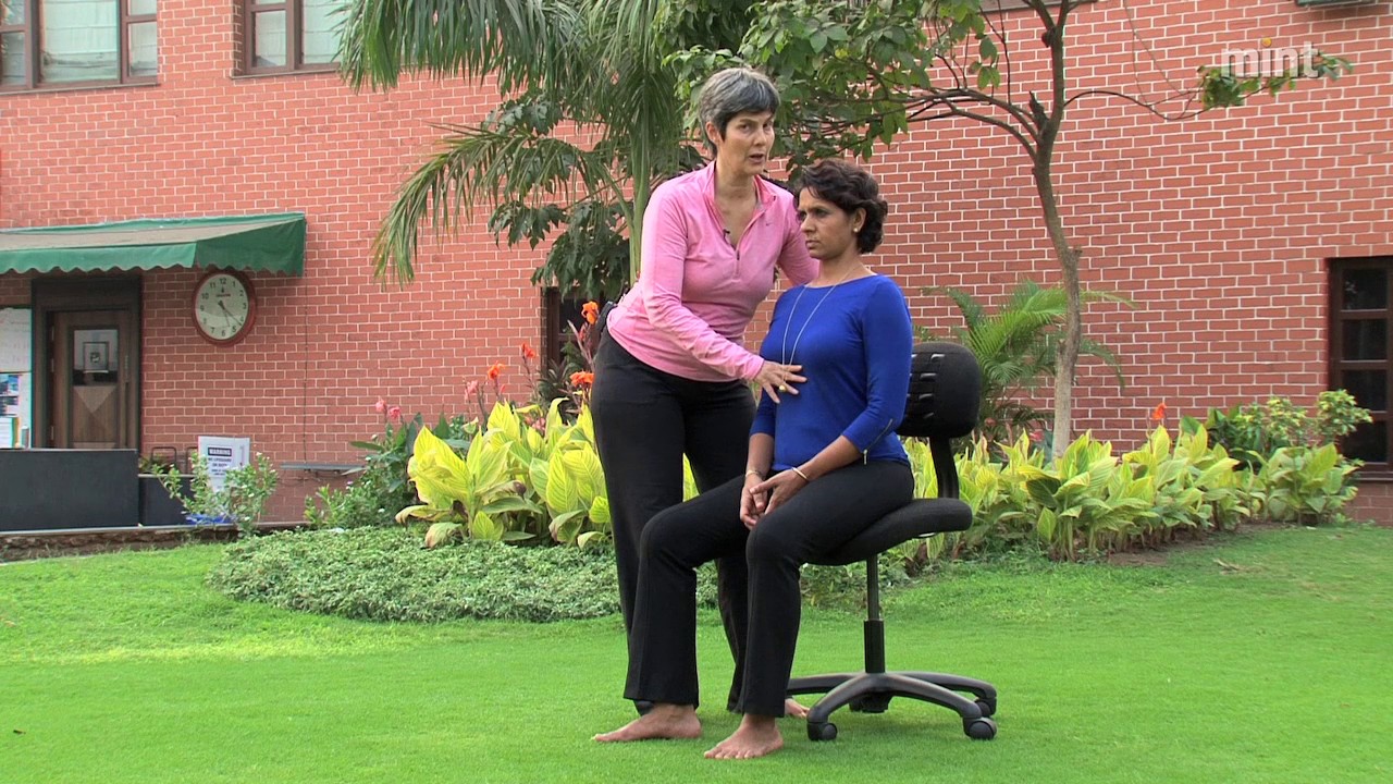 Spine elongation - YouTube