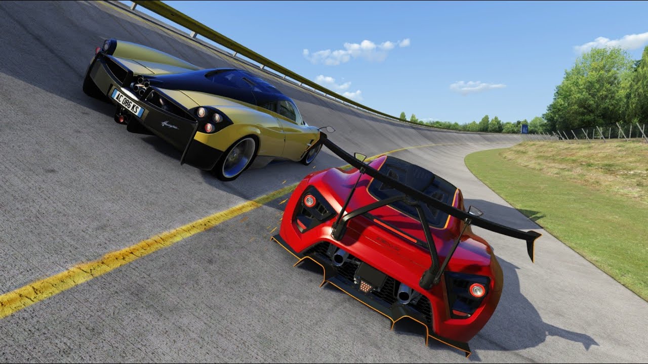 Zenvo TSR-S 2019 vs Pagani Huayra 2016 at Monza Full Course - YouTube
