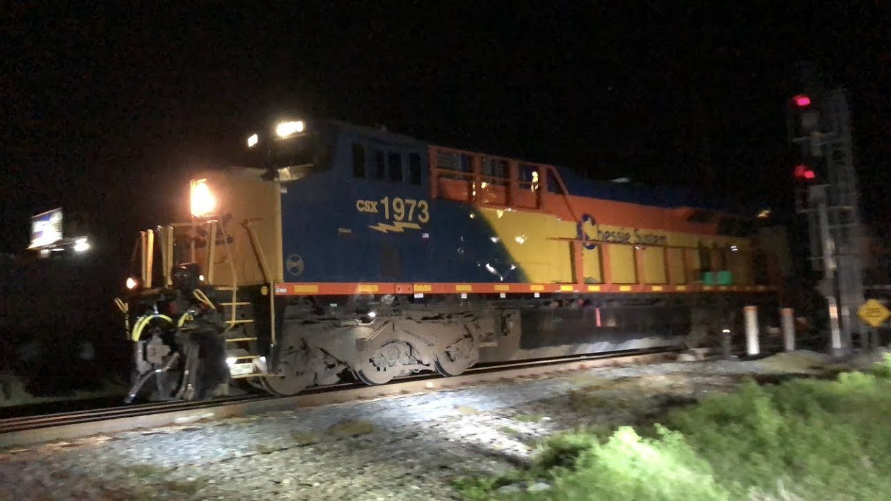 Five Train Night at Valdosta with CSX Chessie System Heritage Unit ...