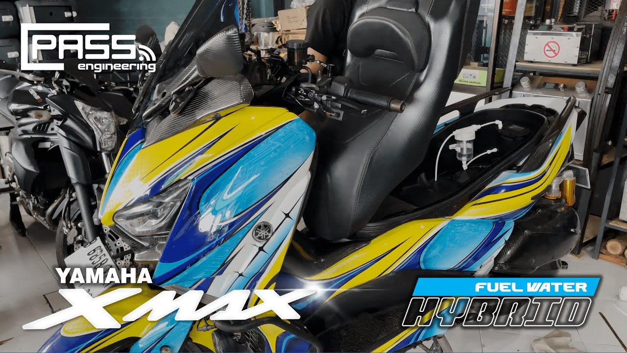 YAMAHA XMAX HYBRID - YouTube