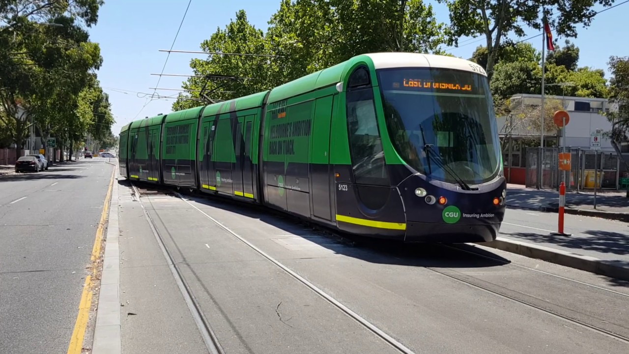 The Yarra Trams Portable Crossover / Headshunt - YouTube