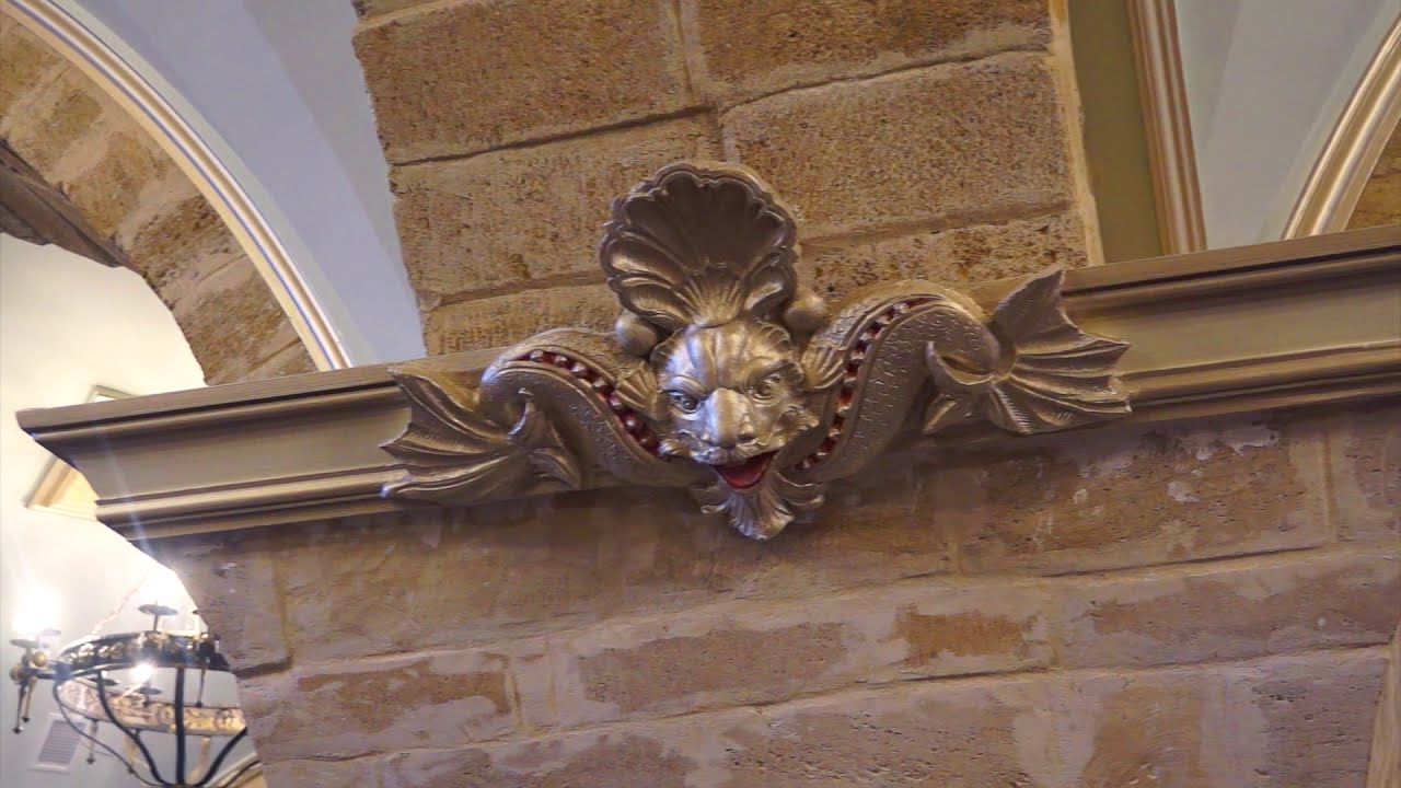 PROMO VIDEO Royal Castle Restaurant - YouTube