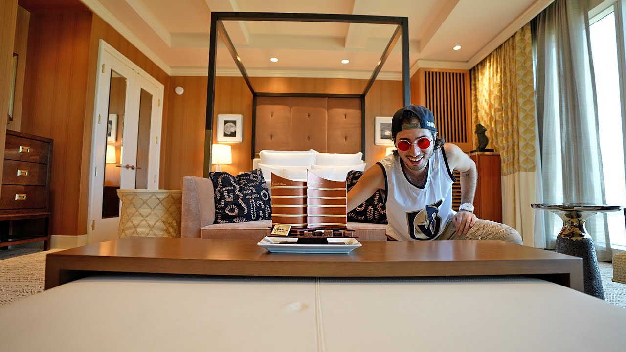 Inside The Wynn Las Vegas Executive Tower Suite! 👑 - YouTube
