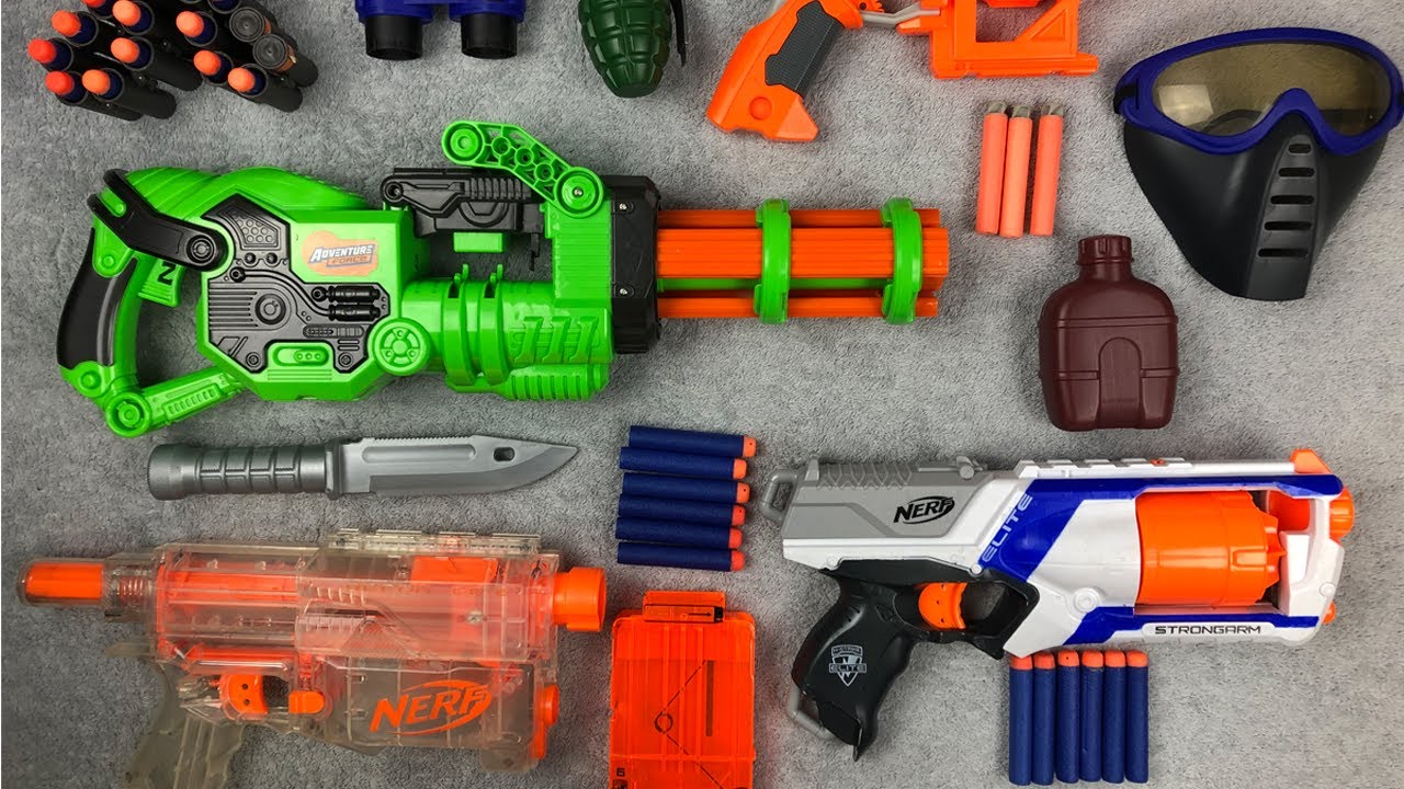 Chain Machine Gun Box of Toy Guns Weapons - YouTube