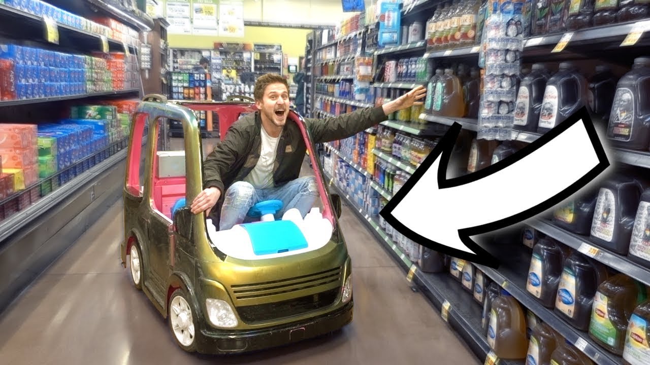 SHOPPING IN A TOY CAR! - YouTube
