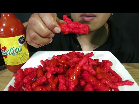 ASMR COMIENDO CHEETOS XTRA FLAMIN HOT CON SALSA VALENTINA